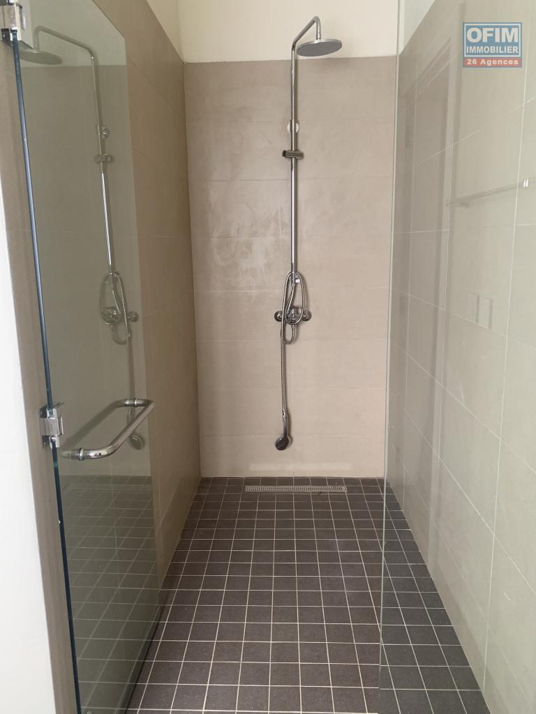 Sales - House / Villa - CUREPIPE - FLOREAL - VACOAS - PHOENIX - Floréal ...