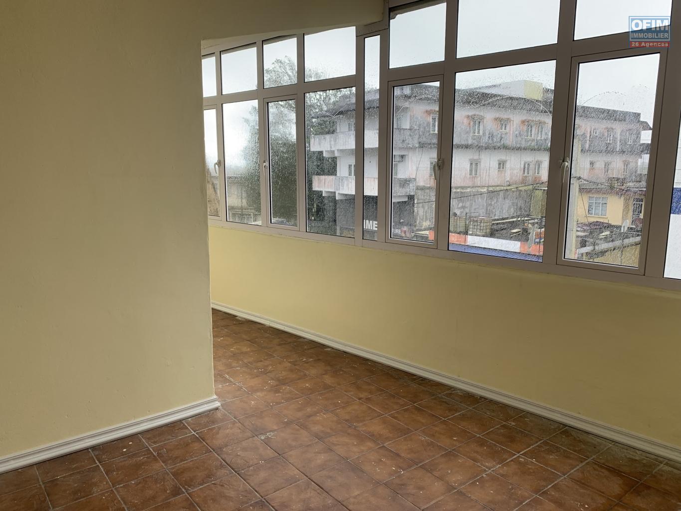 Vente - Appartement - CUREPIPE - FLOREAL - VACOAS - PHOENIX - Curepipe ...