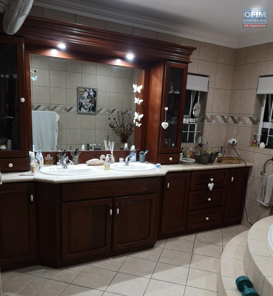 Vente - Maison / Villa - FORBACH - MAPOU - A vendre une spacieuse villa ...